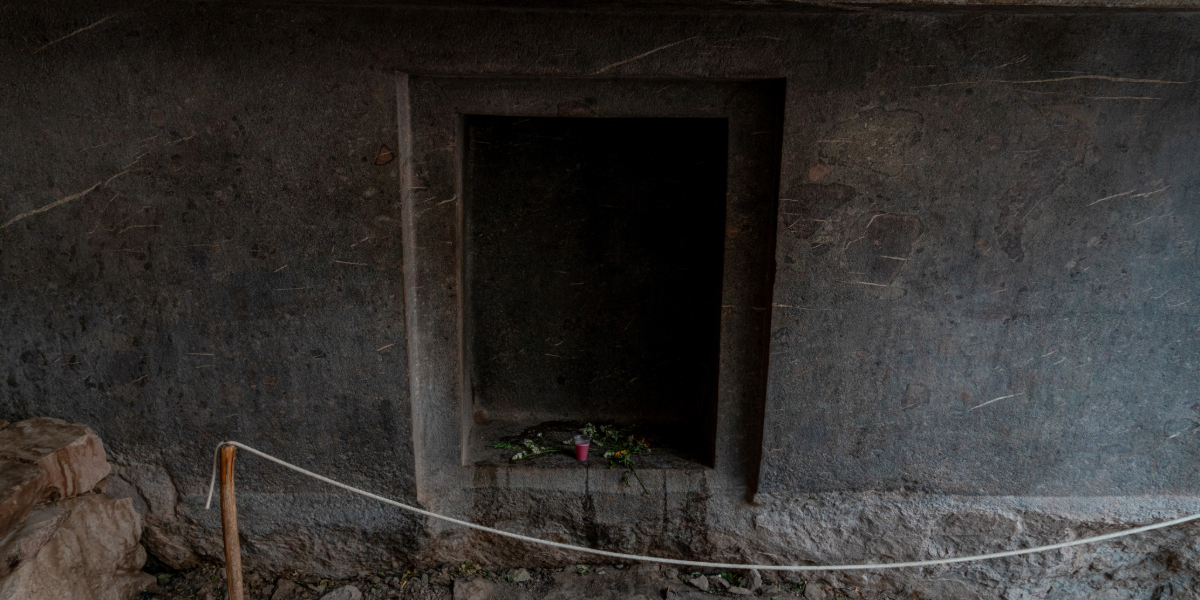 Ñaupa Iglesia: Mysterious Inca Temple in the Sacred Valley - Cusco Native